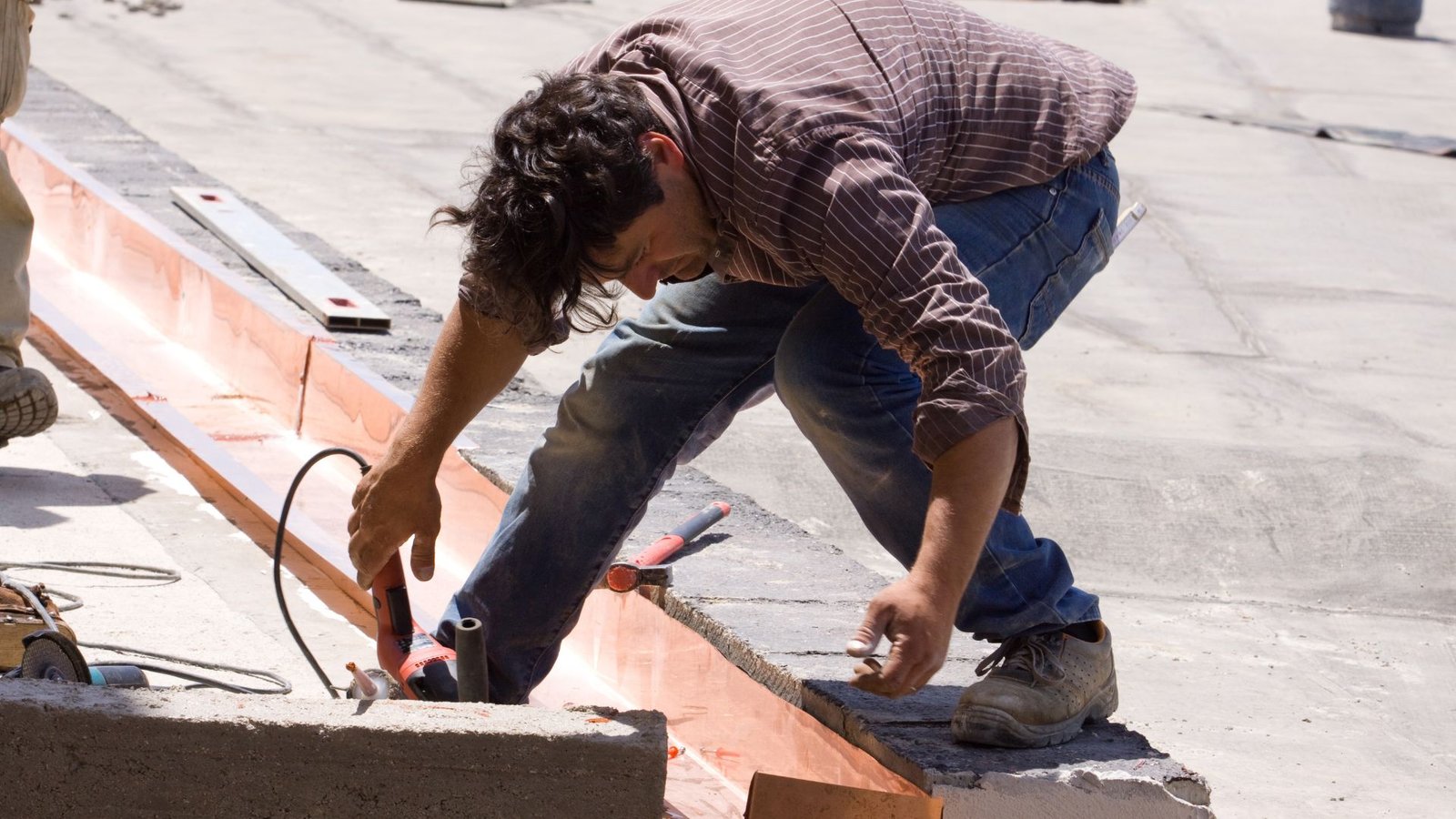 How To Check A Builder’s Credentials In NZ Before Hiring