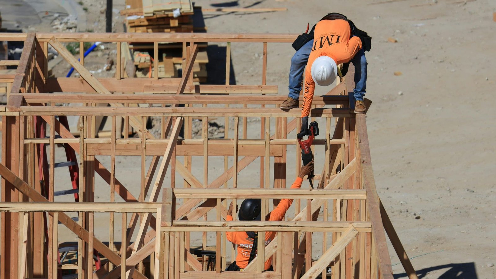 How To Check A Builder’s Credentials In NZ Before Hiring